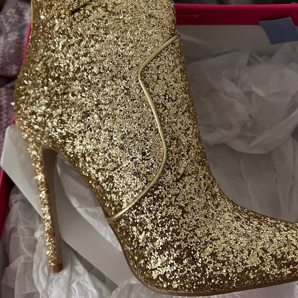 Shoe Dazzle | Shoes | Gold Boot | Poshmark